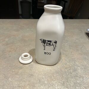 Rae Dunn | Accents | New Rae Dunn Farmhouse White Moo Ceramic Milk ...